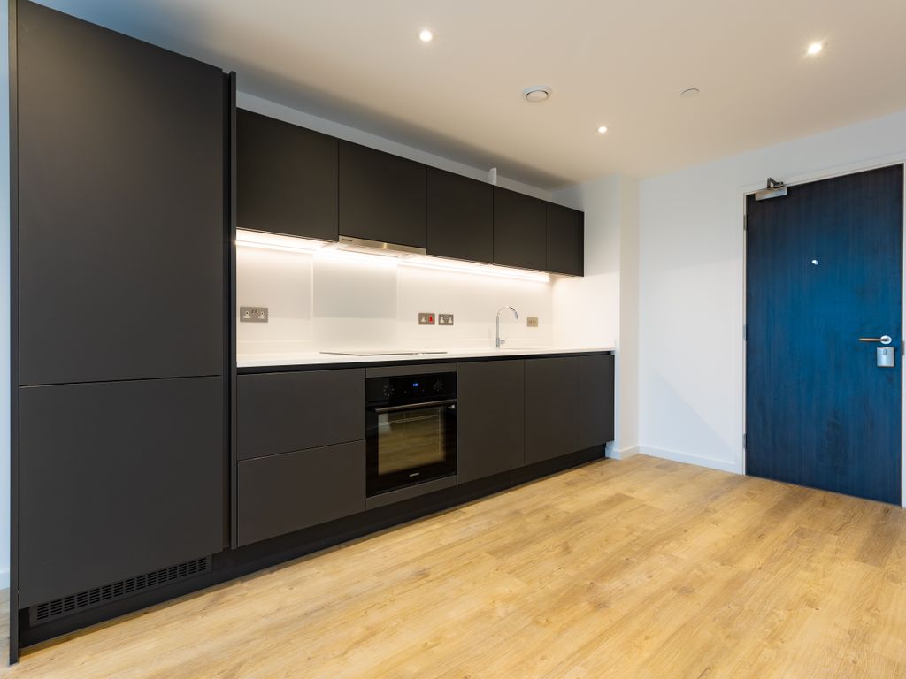 1 bed flat to rent in Swan Street, Manchester M4, £1,250 pcm - Zoopla