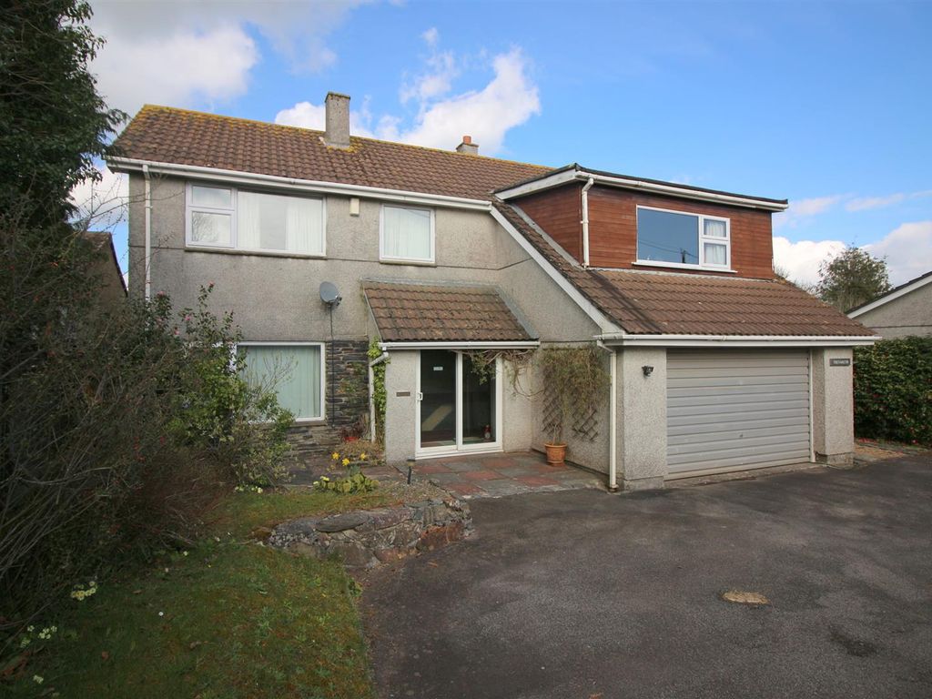 4 Bed Detached House For Sale In Callington Road Carkeel Saltash Pl12