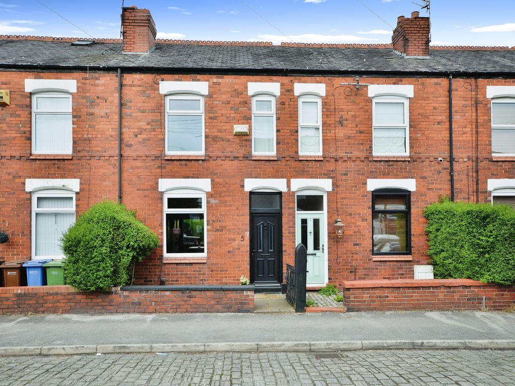 2 Bed Terraced House For Sale In Birchfield Road Stockport Cheshire