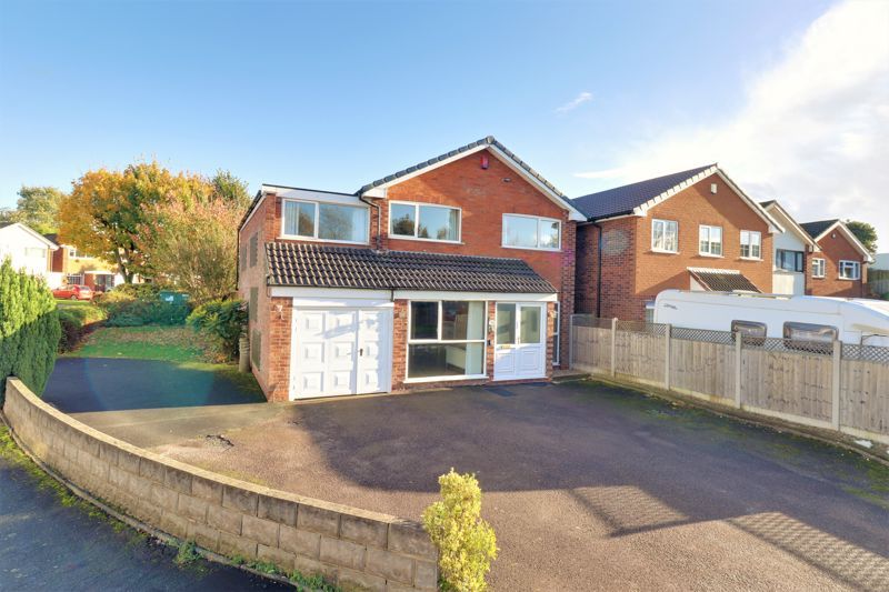 5 Bed Detached House For Sale In Holm View Close Shenstone Lichfield