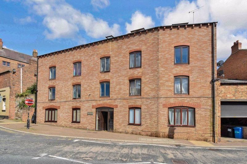 2 bed flat for sale in Duck Hill, Ripon HG4 - Zoopla