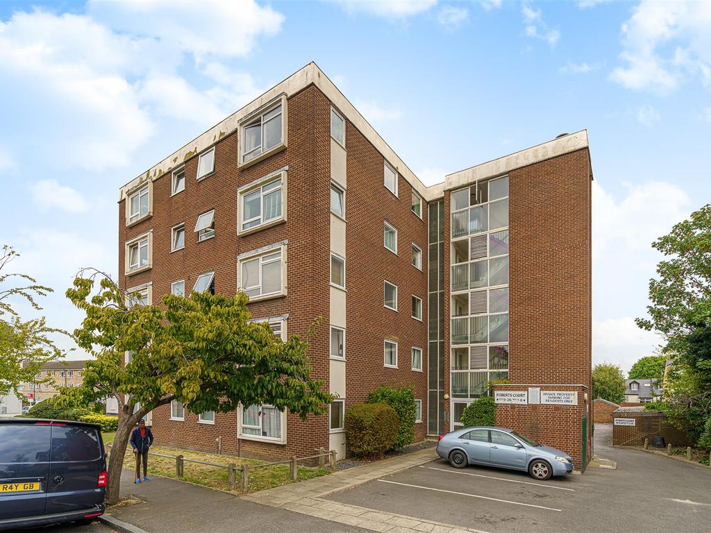 2 bed flat for sale in Maple Road, Penge SE20 - Zoopla