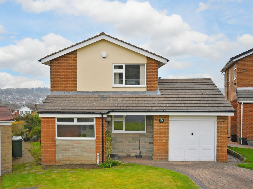 3 Bed Detached House For Sale In Devonshire Close Dronfield