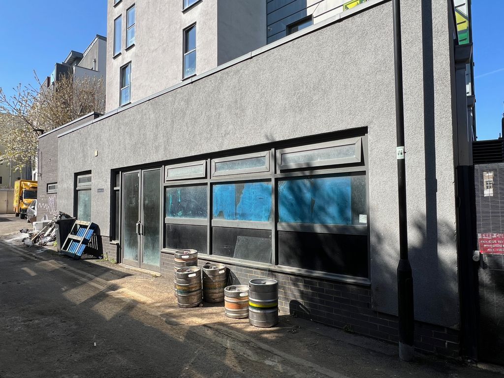 Edgeley Lane, London SW4, Warehouse to let, £23,000 pa - Zoopla