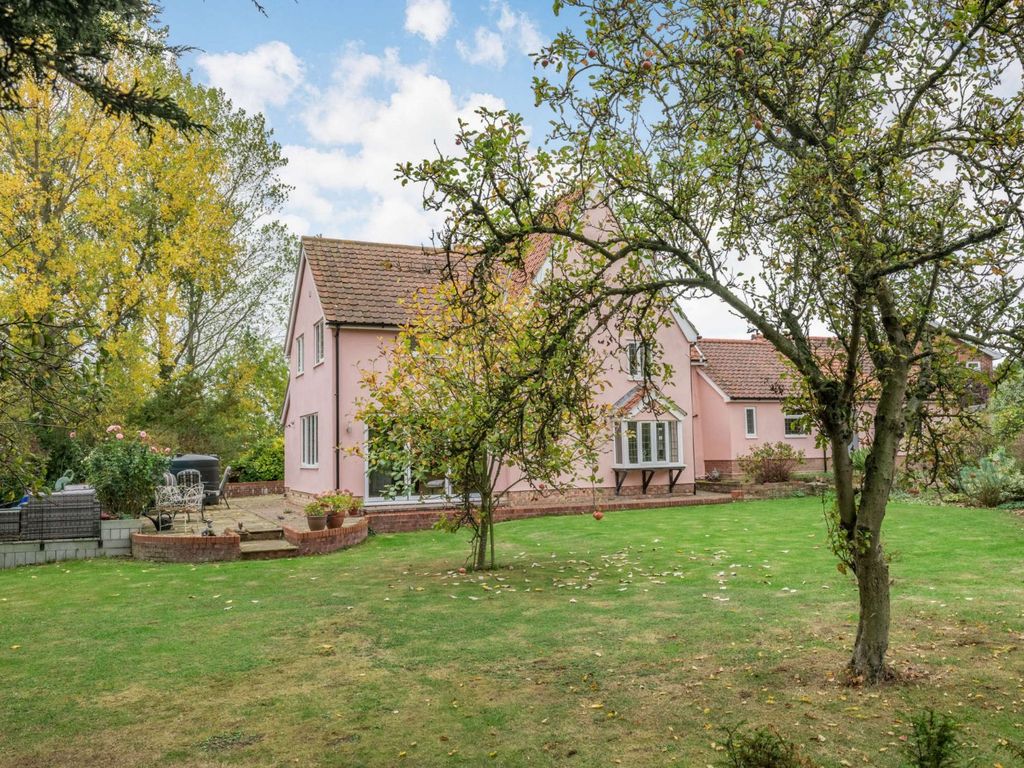 5 bed detached house for sale in Upper Street, Witnesham, Ipswich ...