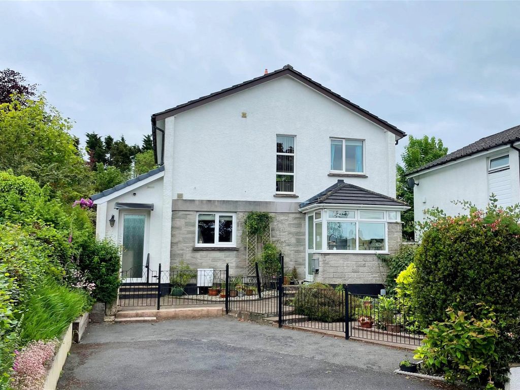 3 bed detached house for sale in Dunheved Fields, Launceston PL15, £ ...