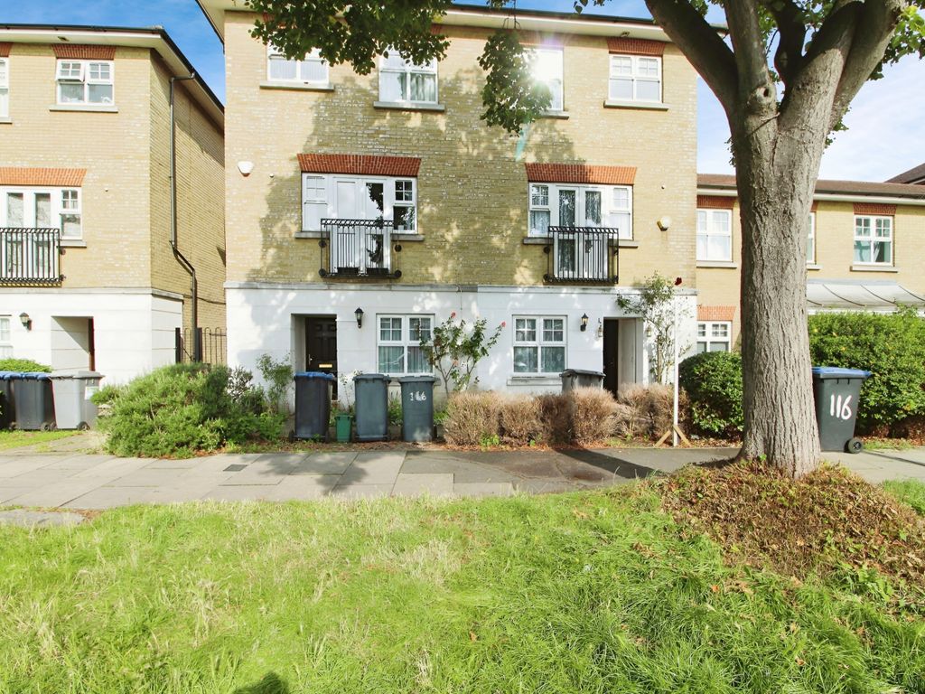 5 Bed Town House To Rent In Honeypot Lane Kingsbury London Nw9 £