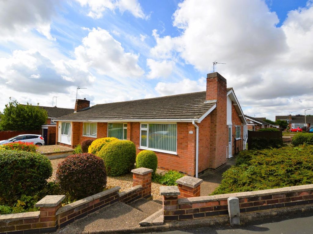 2 Bed Semi Detached Bungalow For Sale In Buckfast Close Wigston