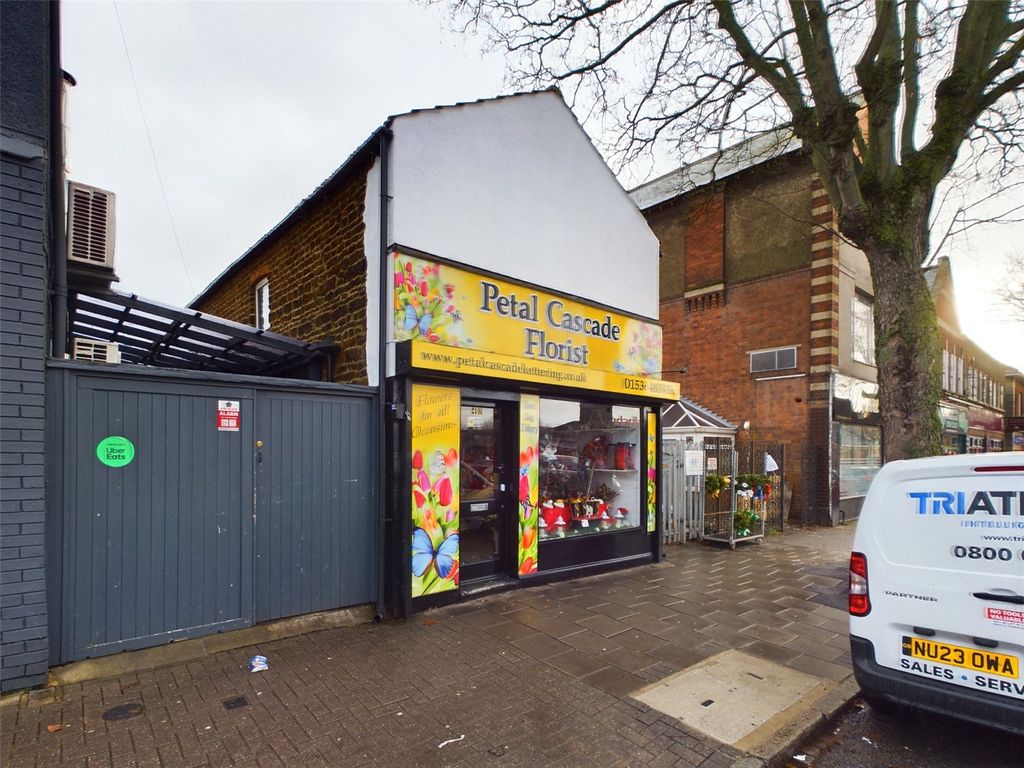 Retail premises for sale in Rockingham Road, Kettering NN16, £250,000 ...