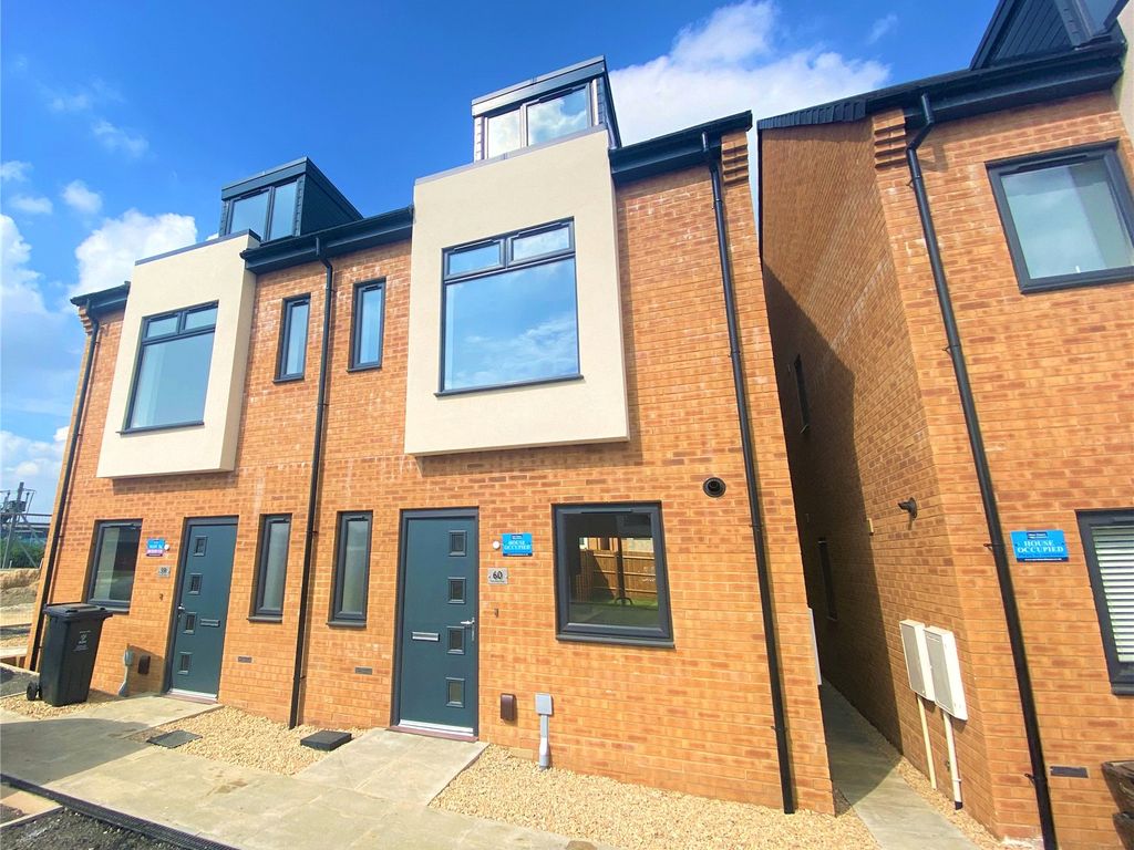 4 bed semi-detached house to rent in Newdawn Place, Stratton Villas ...