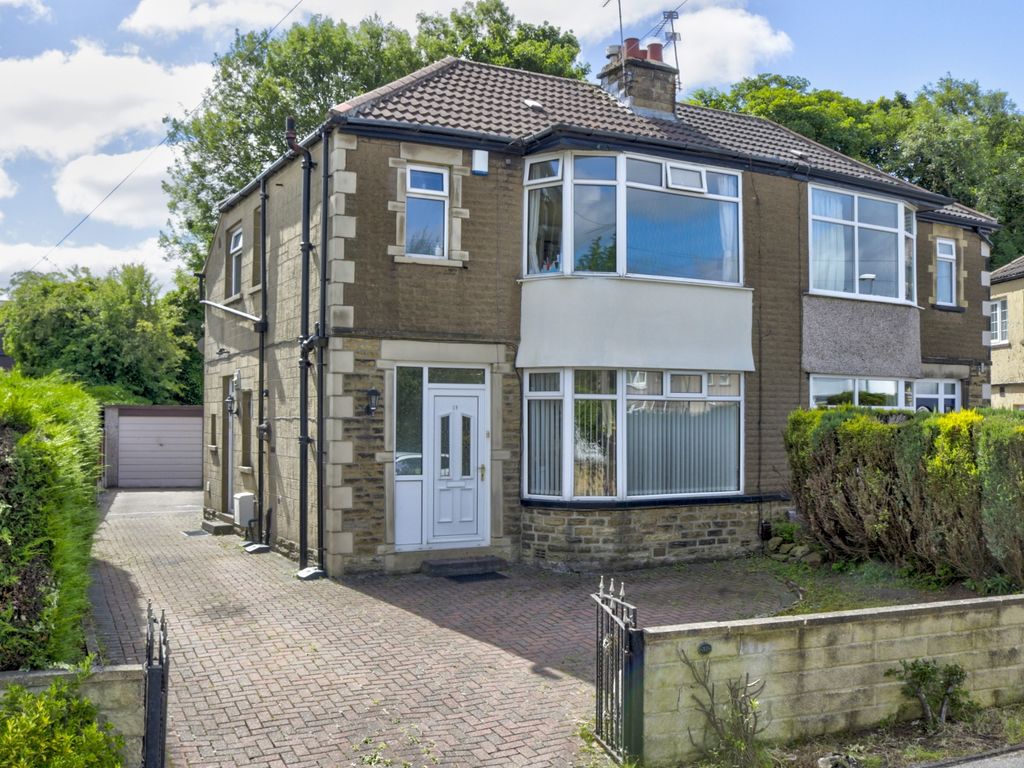 3 Bed Semi Detached House For Sale In Ederoyd Avenue Stanningley