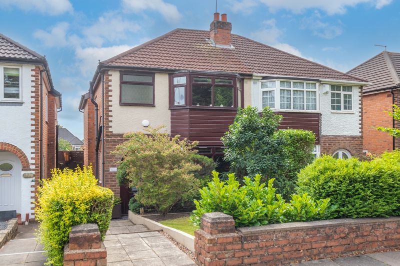 3 Bed Semi Detached House For Sale In Bristol Road South Northfield