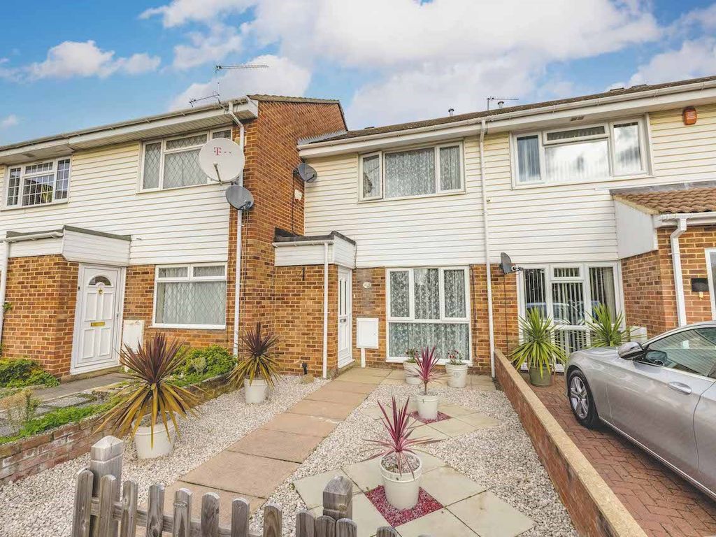 3 bed terraced house for sale in Torridge Road, Langley SL3 - Zoopla