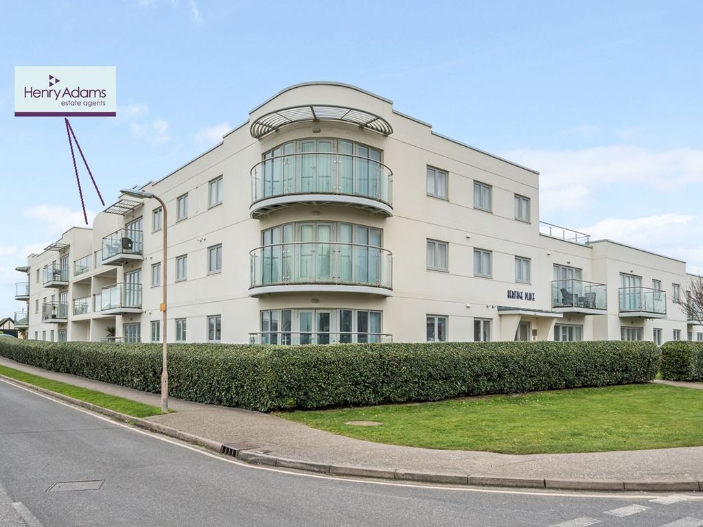 3 bed penthouse for sale in Broadmark Lane, Rustington BN16, £699,000 ...