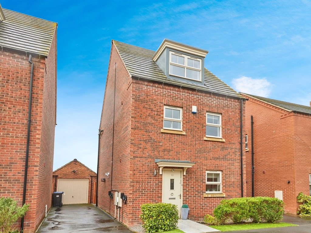 4 Bed Detached House For Sale In Blackthorn Avenue Burton On Trent