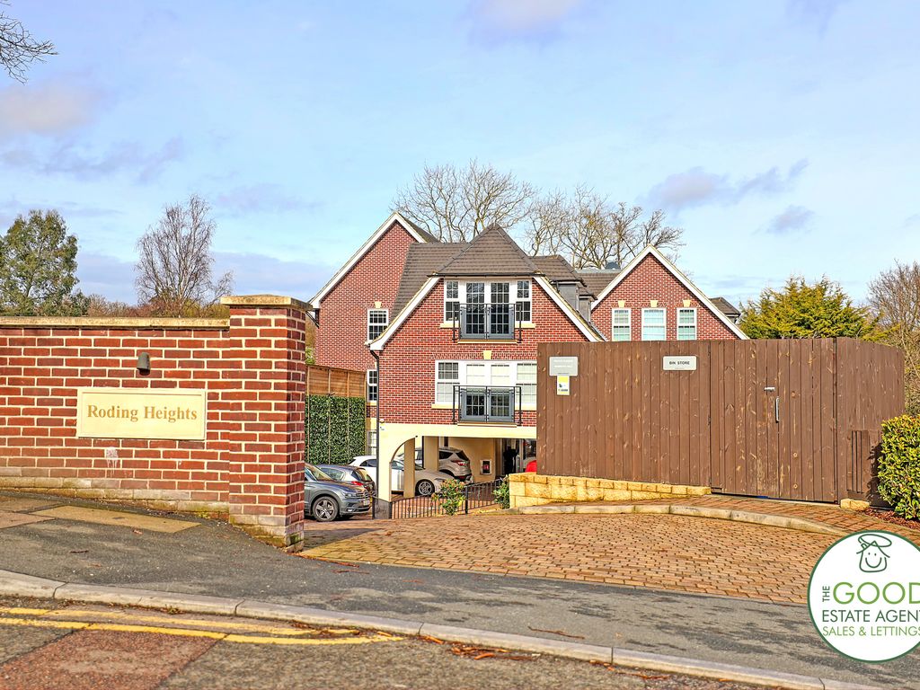 2 bed flat for sale in Roding Heights, Buckhurst Hill IG9 - Zoopla