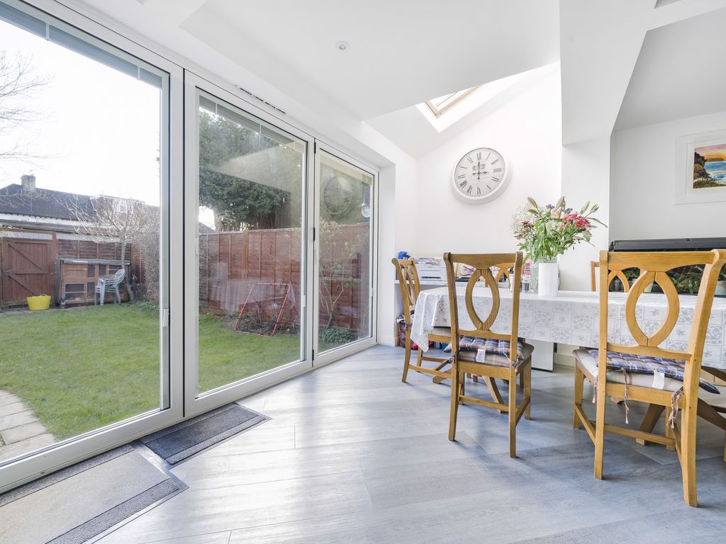 3 bed terraced house for sale in Sarel Way, Horley, Surrey RH6 - Zoopla