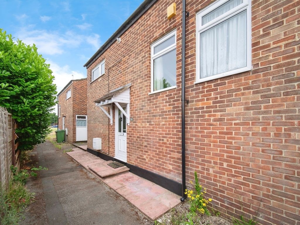 3 bed terraced house for sale in Butler Close, South Ham, Basingstoke ...