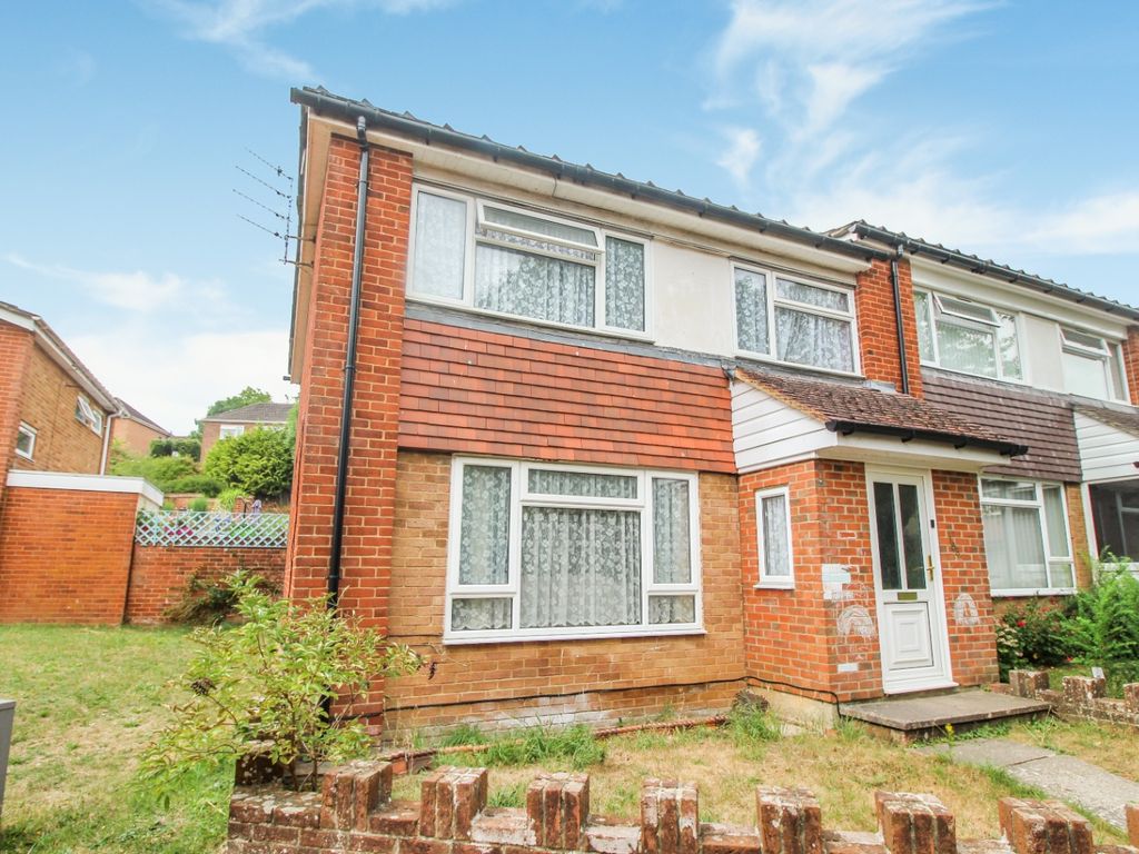 3 bed end terrace house for sale in Gainsborough Close, Salisbury SP2 - Zoopla
