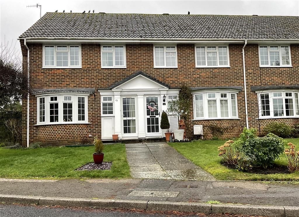 3 bed terraced house for sale in Yeats Close, Redhill, Surrey RH1 - Zoopla