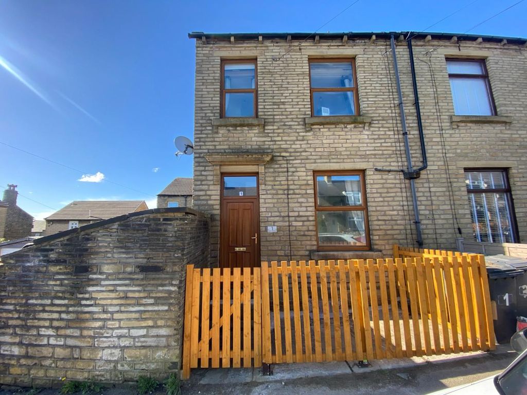 2 bed end terrace house to rent in Quarmby Road, Quarmby, Huddersfield ...