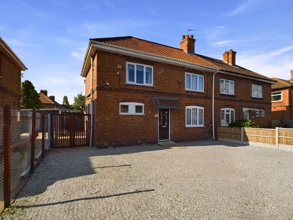 3 Bed Semi Detached House For Sale In Suffolk Road Bircotes Doncaster