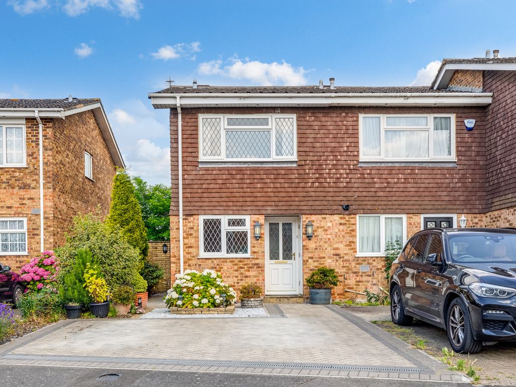 2 bed end terrace house for sale in Aymer Drive, Staines-Upon-Thames ...