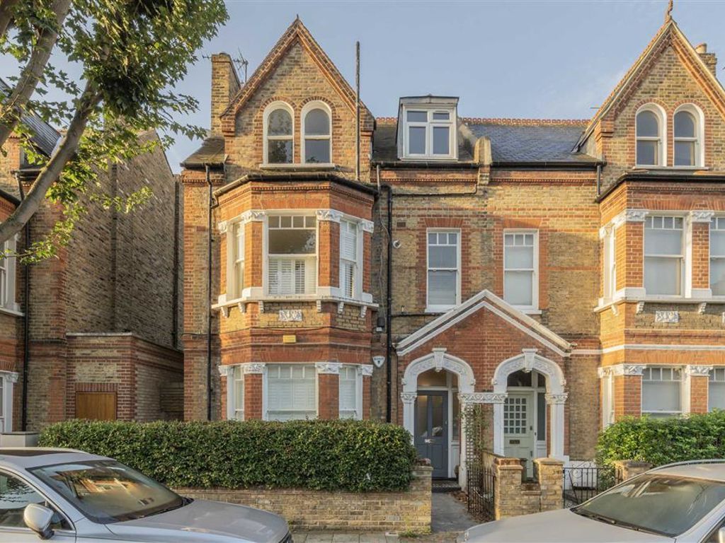 2 bed flat for sale in Lessar Avenue, London SW4, £640,000 - Zoopla