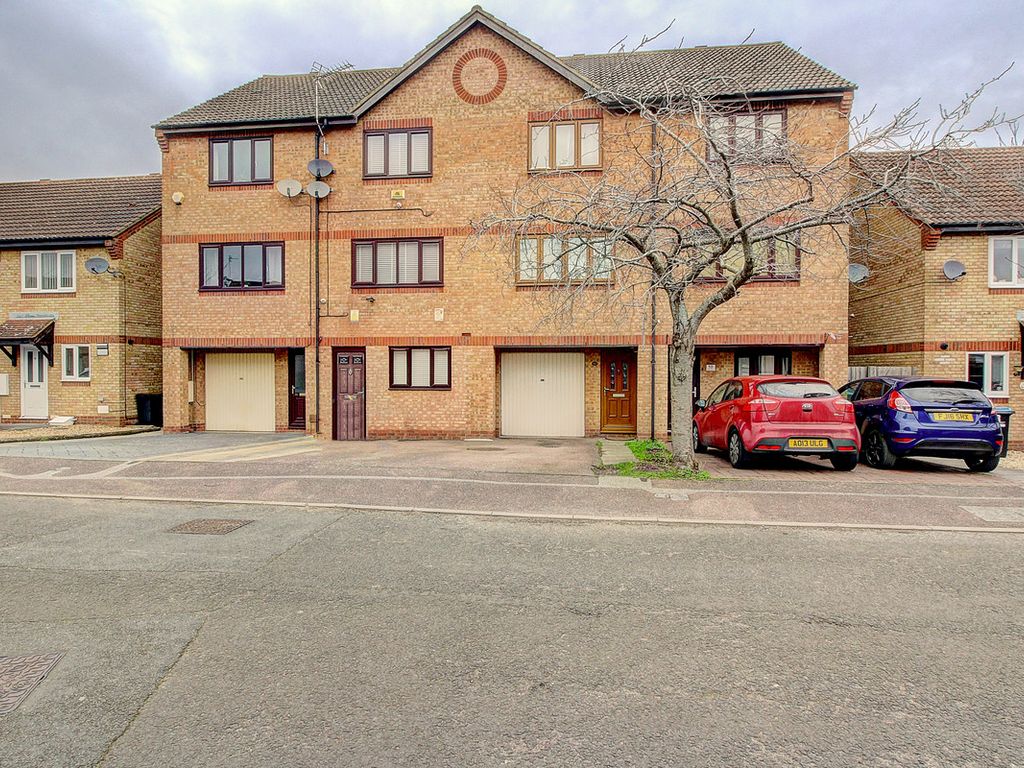 3 bed terraced house for sale in Chetwode Avenue, Monkston MK10, £ ...