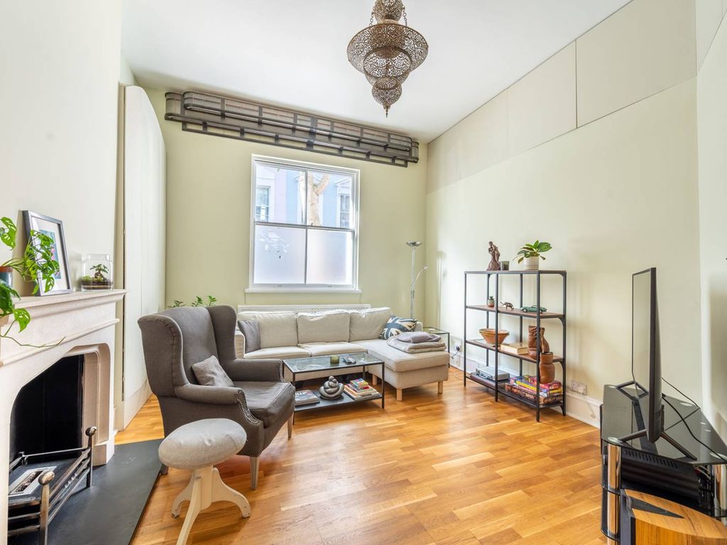 3 bed maisonette to rent in Powis Terrace, Notting Hill, London W11, £ ...