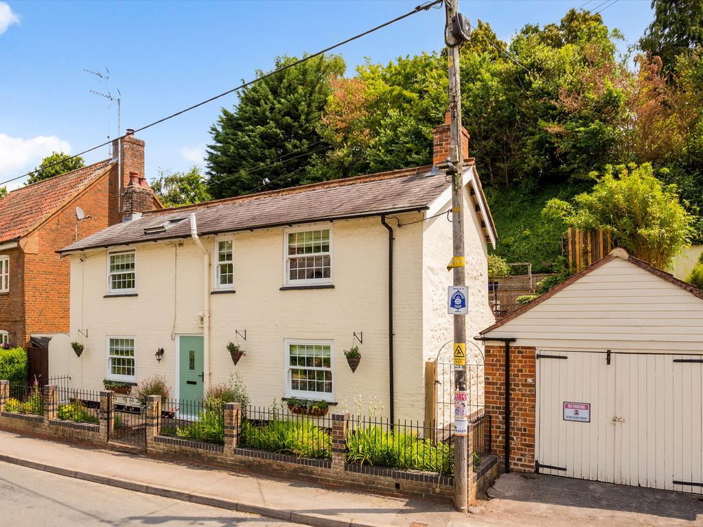 2 bed cottage for sale in High Street, Easterton, Devizes, Wiltshire ...