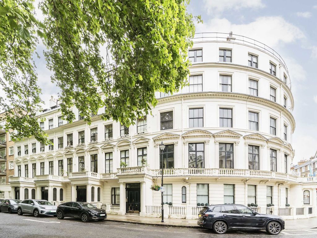 2 bed flat for sale in Cleveland Square, London W2, £1,375,000 - Zoopla