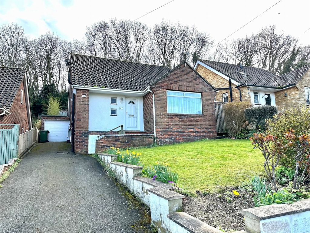 2 Bed Bungalow For Sale In Westfield Road Eastbourne East Sussex Bn21