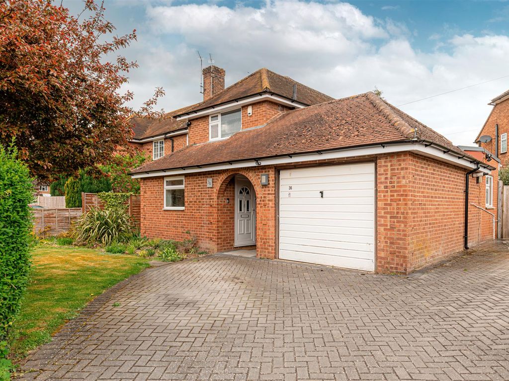 4 Bed Semi Detached House For Sale In Fassetts Road Loudwater High