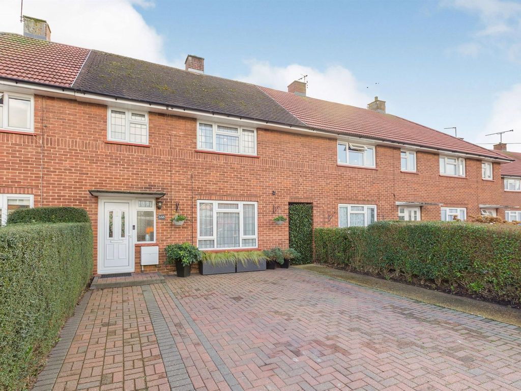 3 bed terraced house for sale in Blumfield Crescent, Burnham, Slough ...