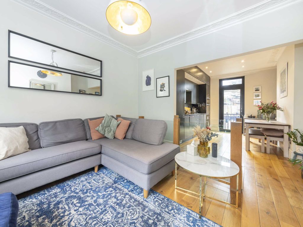 2 bed flat for sale in Great Percy Street, London WC1X - Zoopla