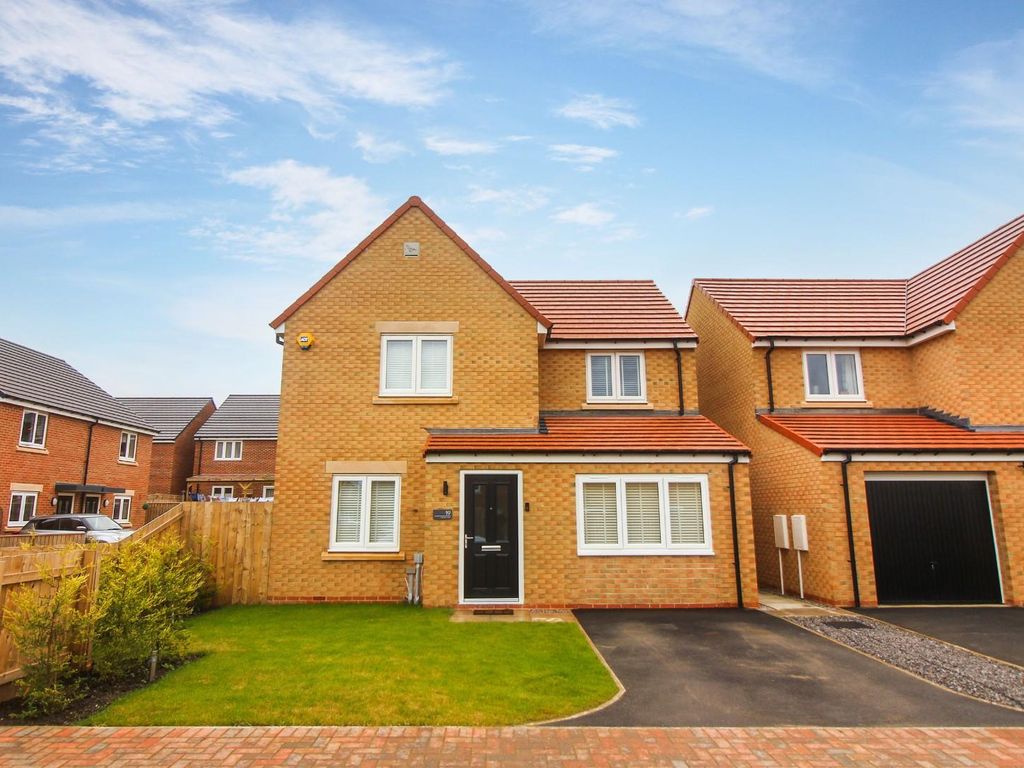 3 bed detached house for sale in Foxglove Court, Cramlington NE23, £ ...