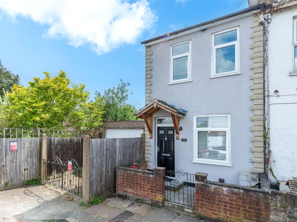 2 Bed End Terrace House For Sale In Barham Road Dartford Kent Da1 £