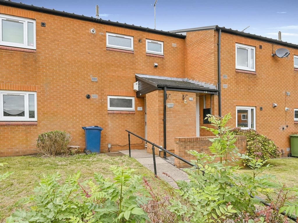2 bed flat for sale in Shaw Gardens, Stafford ST17 - Zoopla