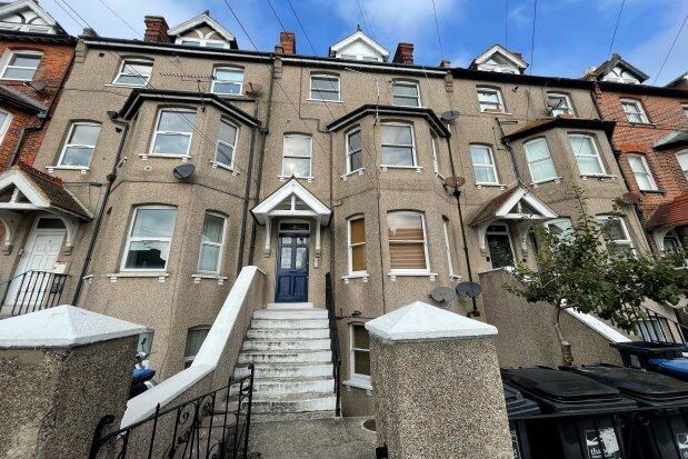 1 bed flat to rent in Penshurst Road, Ramsgate CT11, £700 pcm - Zoopla
