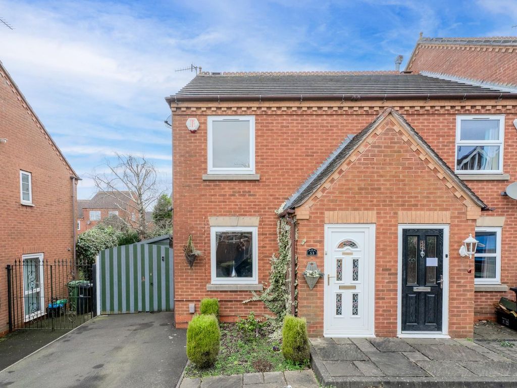 2 Bed End Terrace House For Sale In Dibdale Street Dudley Dy1 £