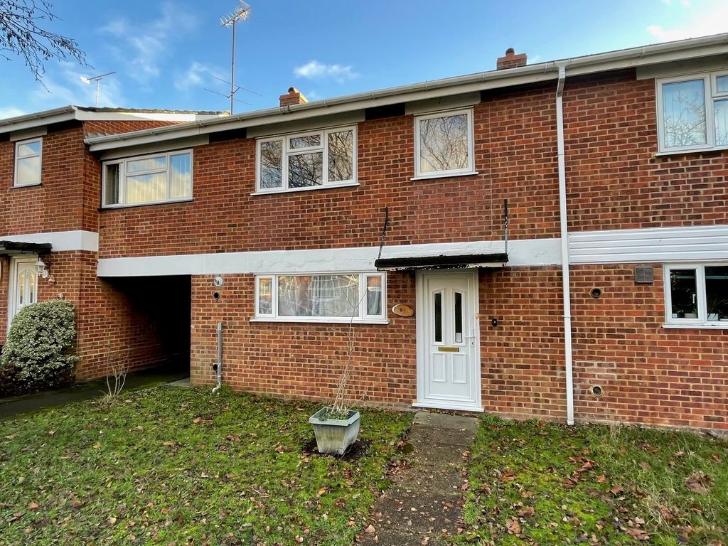 2 bed terraced house for sale in Ormonde Road, Wokingham, Berkshire ...