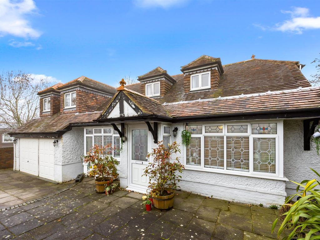 4 Bed Detached House For Sale In Carden Avenue Patcham Brighton Bn1