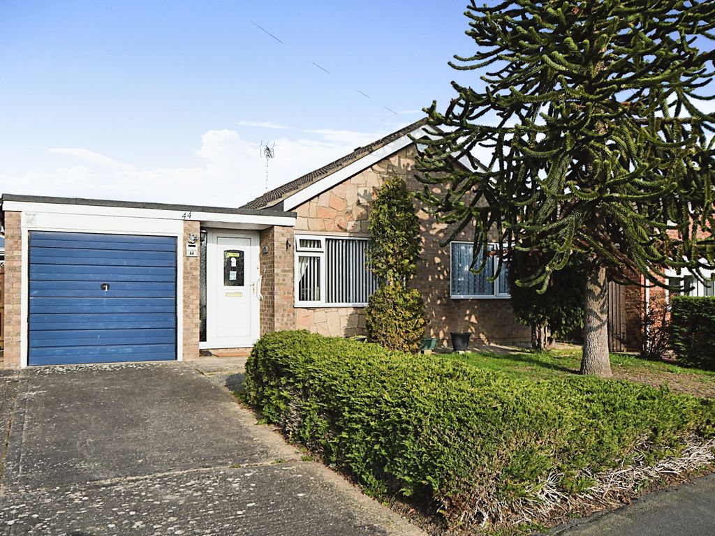 3 Bed Bungalow For Sale In Mill Moor Way North Hykeham Lincoln