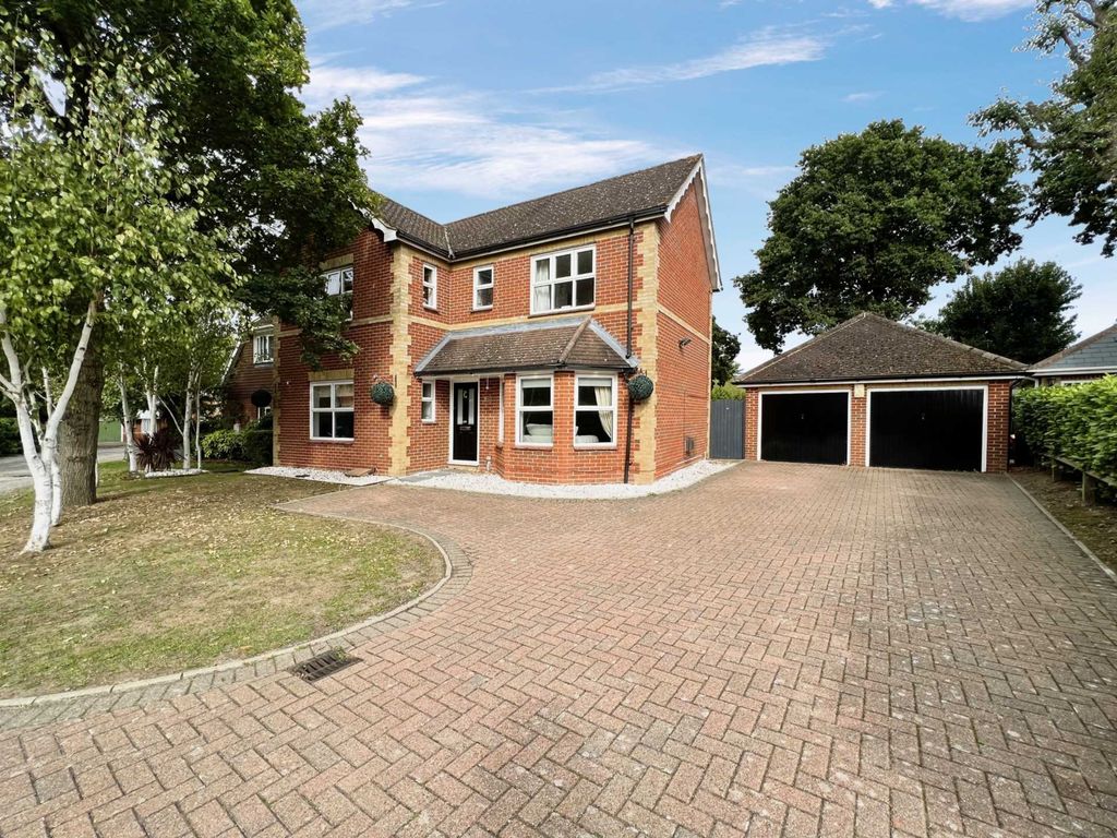 4 bed detached house for sale in Sullivan Way, Langdon Hills SS16 - Zoopla