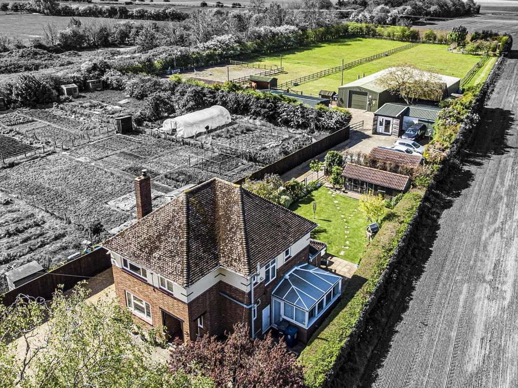 3 bed detached house for sale in Colne Road, Somersham, Huntingdon PE28 ...