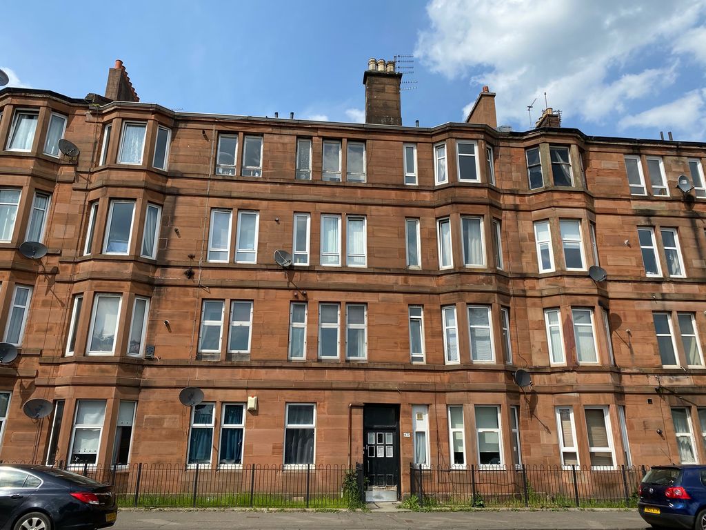 1 bed flat to rent in Hawthorn Street, Glasgow G22, £595 pcm - Zoopla