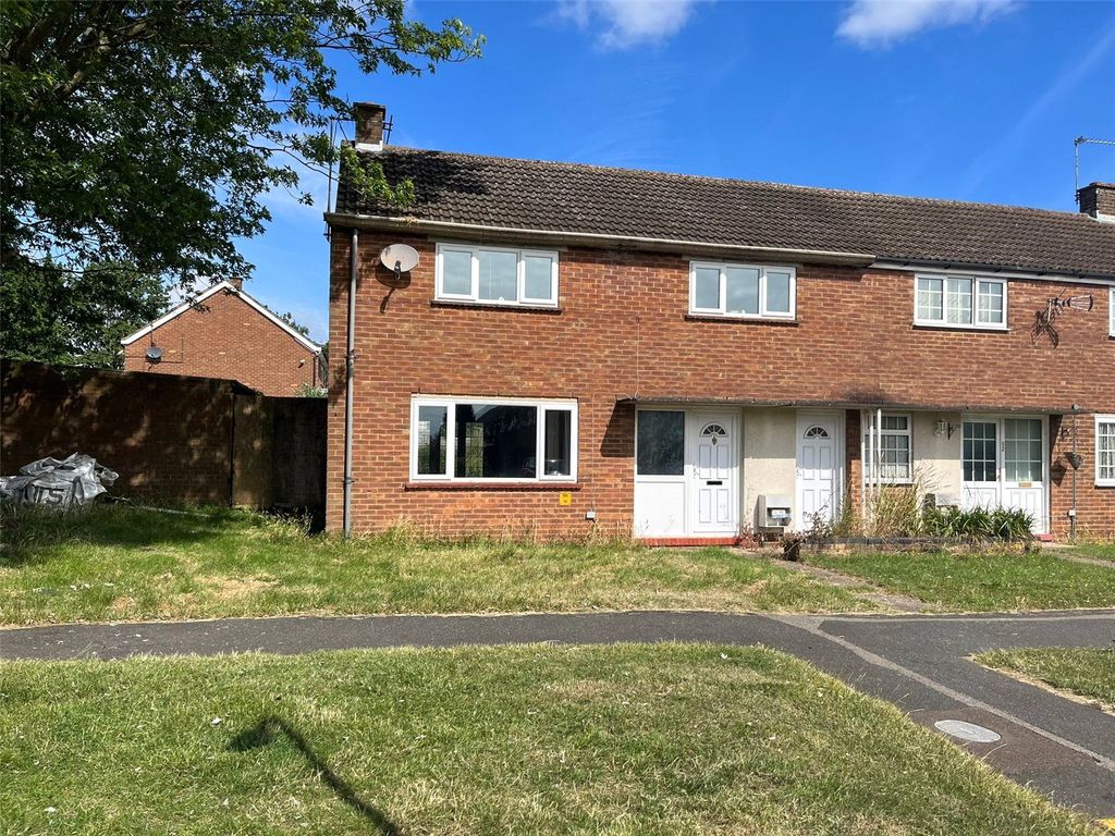 3 Bed End Terrace House For Sale In Chester Close Bletchley Milton