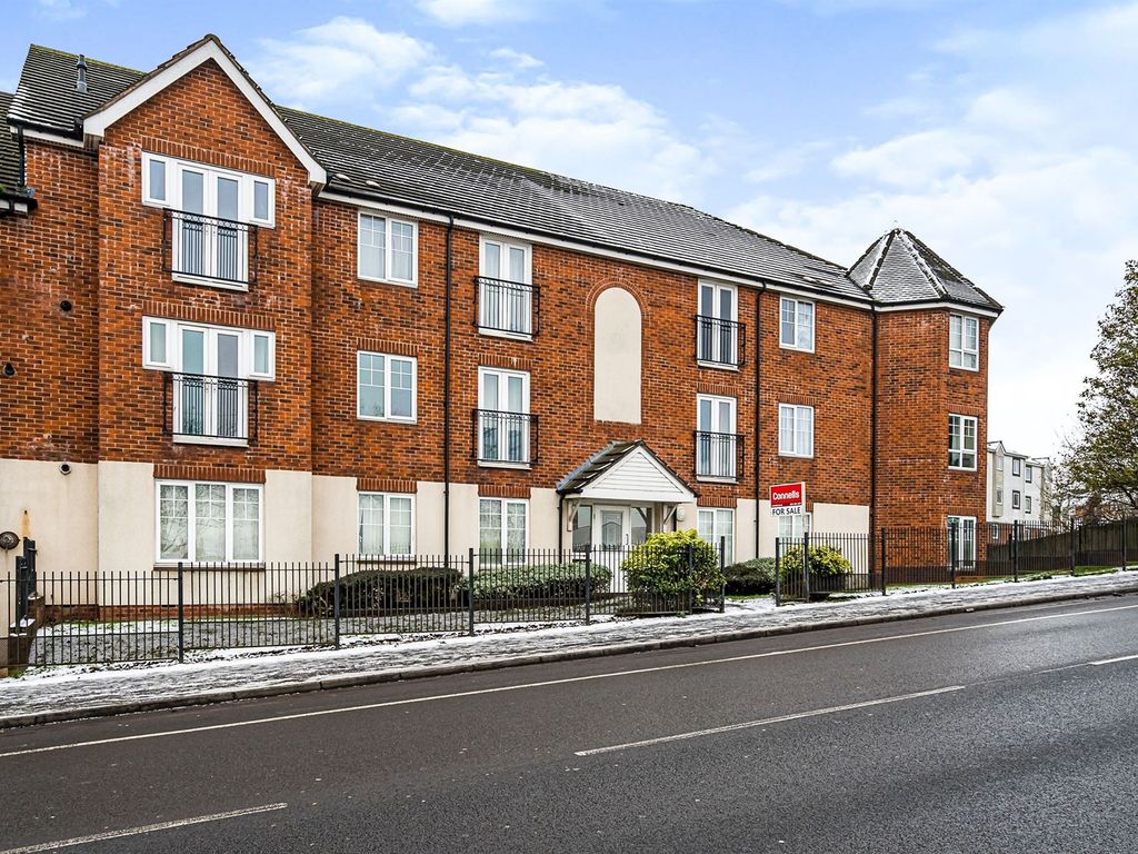 2 bed flat for sale in Bromford Road, Oldbury B69 - Zoopla