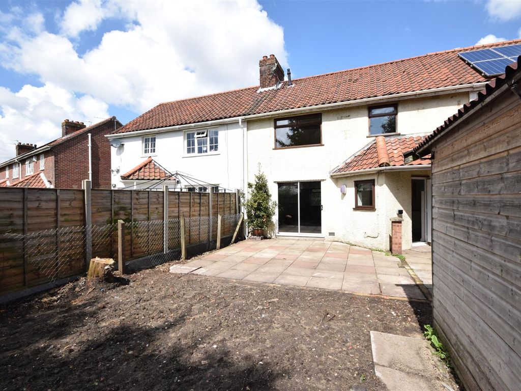 3 bed terraced house for sale in Appleyard Crescent, Norwich NR3 - Zoopla